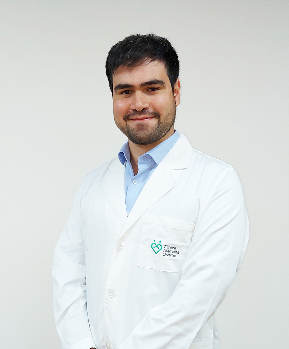Dr. Camilo Ignacio Barraza Etcheverry - Clínica Alemana Osorno